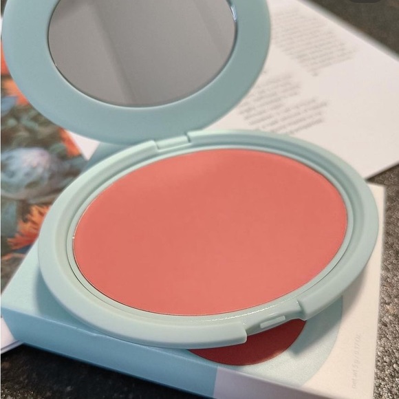 tarte | Makeup | Tarte Sea Breezy Cream Blush In Peach Sunset Bnib ...